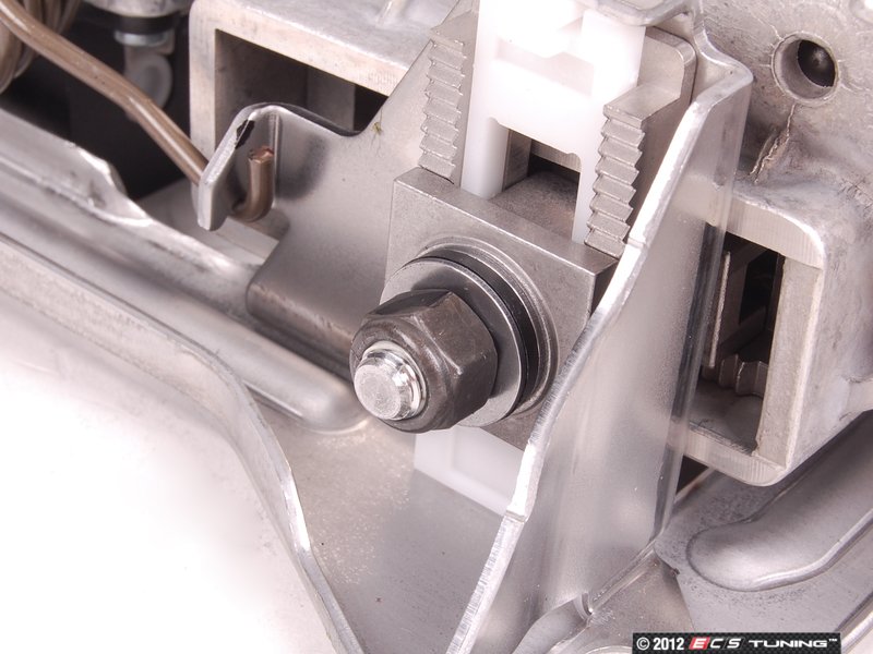 Genuine BMW - 32306786899 - Steering Column (32-30-6-786-899)