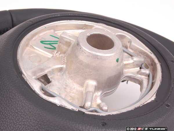 Genuine BMW - 32306795568 - Leather Steering Wheel (32-30-6-795-568)