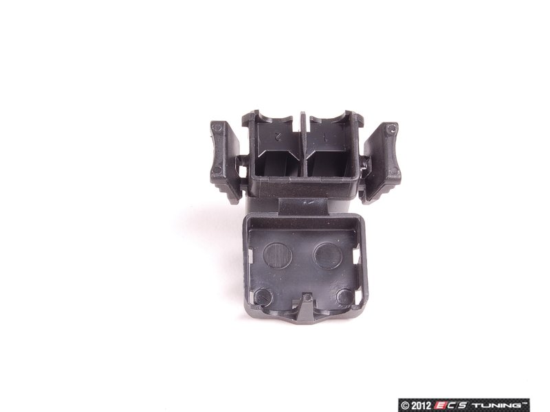 Genuine BMW - 61131378416 - 7-PLUG TERMINAL (61-13-1-378-416)