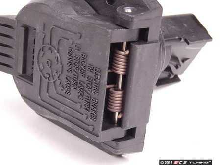 Genuine Mercedes Benz - 020545402664 - Trailer Hitch Plug Socket