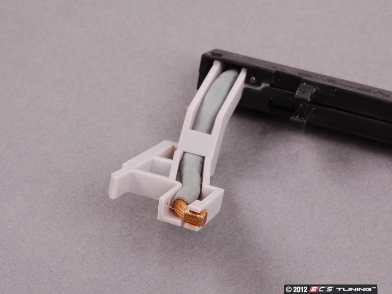 Genuine Mercedes Benz - 2208200321 - Door Panel Lamp - Left (Driver ...