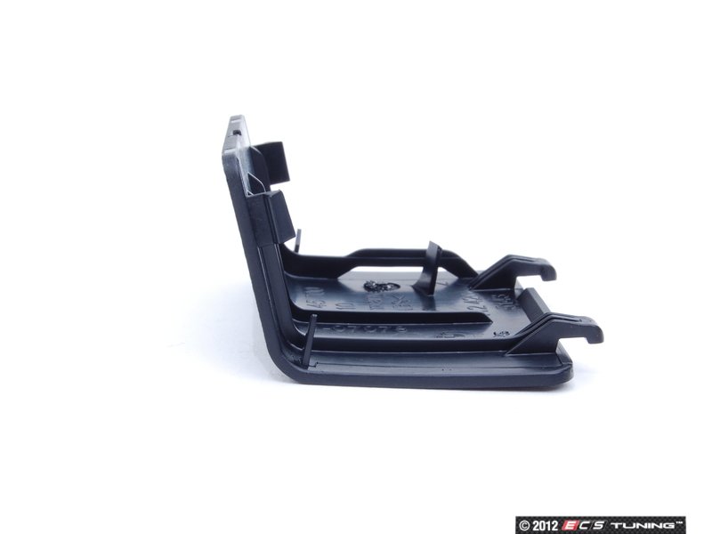 Genuine BMW - 51437147538 - ODBII plug cover (51-43-7-147-538)