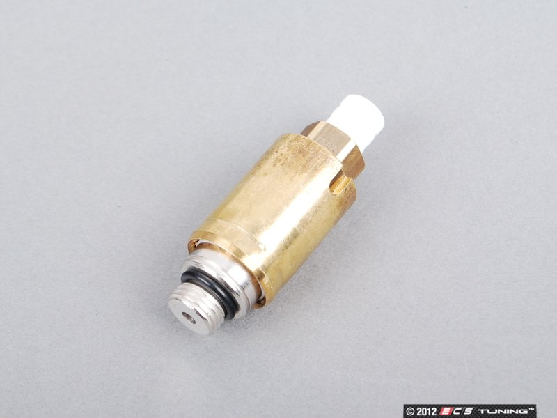 Genuine Porsche - 95535873002 - Rear Air Suspension Pressure Holding ...