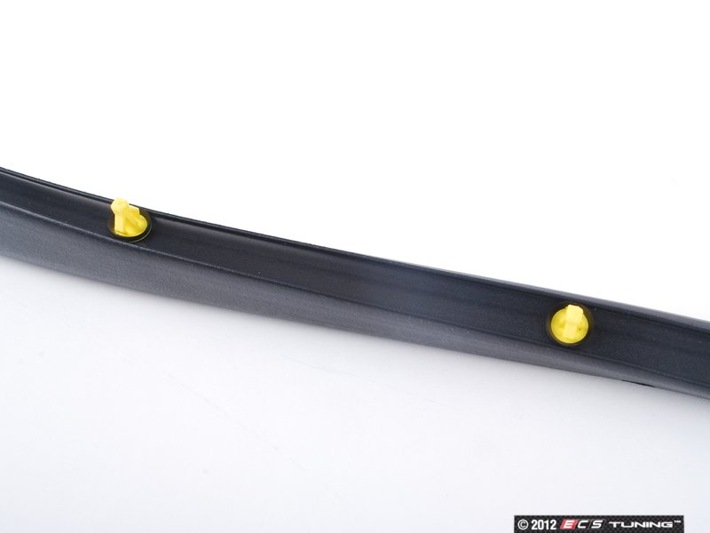 Genuine Volkswagen Audi - 8E0837911M - Front Outer Door Seal - Left ...