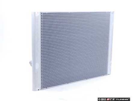 Genuine BMW - 17117519209 - Radiator (17-11-7-519-209)
