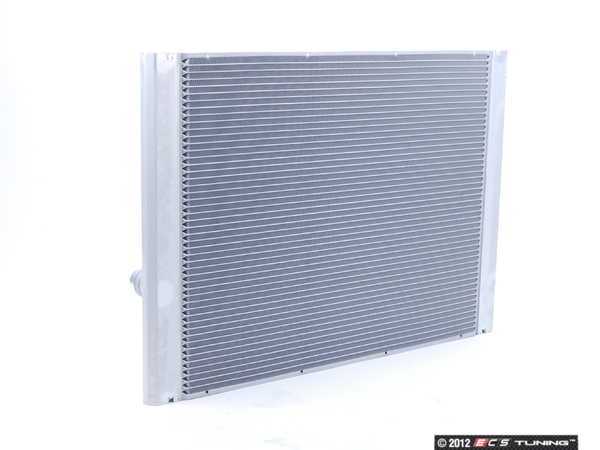 Genuine BMW - 17117519209 - Radiator (17-11-7-519-209)