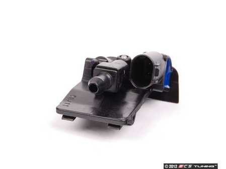 Genuine BMW - 61667161469 - Windshield Spray Nozzle - Priced Each (61 ...