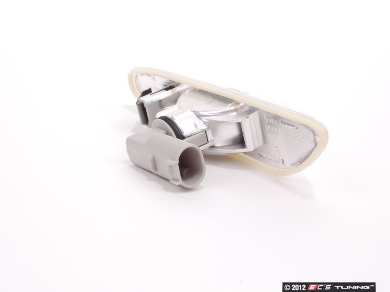 TYC - 63137253326 - Clear Side Marker Assembly