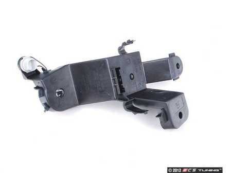 Genuine BMW - 63216923306 - Bulb Carrier - Passenger (Right) (63-21-6 ...