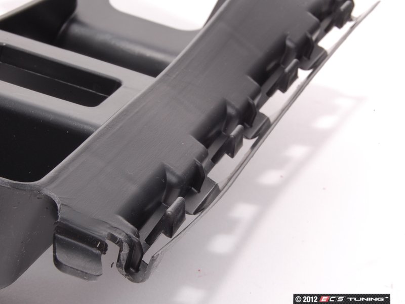 Genuine Volkswagen Audi - 5K6807393C - Bumper Guide Piece - Driver (5K6 ...