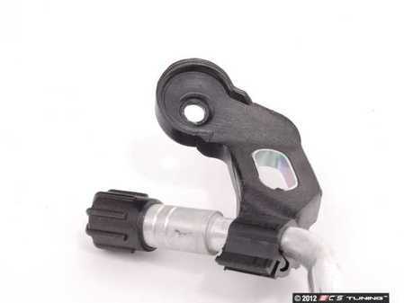 Genuine BMW - 64536923956 - E46 A/C Hose (64-53-6-923-956)