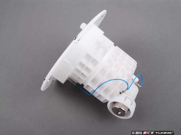Genuine Mercedes Benz - 1714700990 - Fuel Filter Assembly