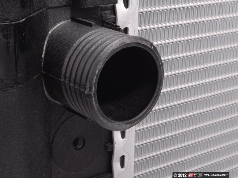 Genuine BMW - 17111728907 - Radiator With Expansion Tank (17-11-1-728-907)