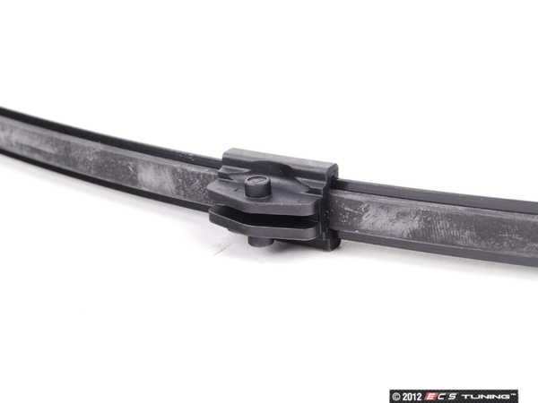 Genuine Volkswagen Audi - 7P6955427 - Aero Wiper Blade - Rear (7P6 955 427)