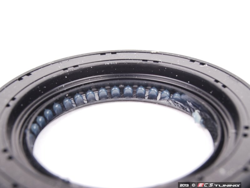 Genuine Volkswagen Audi - 09G301189 - Front Axle Flange Seal - Priced ...