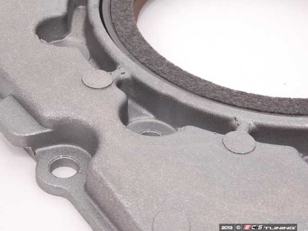 Assembled By ECS - 078103171LWGKT - Rear Crankshaft Seal - With Flange ...