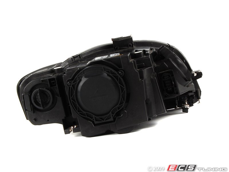 Genuine European Volkswagen Audi - 8E0941029BM - HEADLAMP (8E0 941 029 BM)