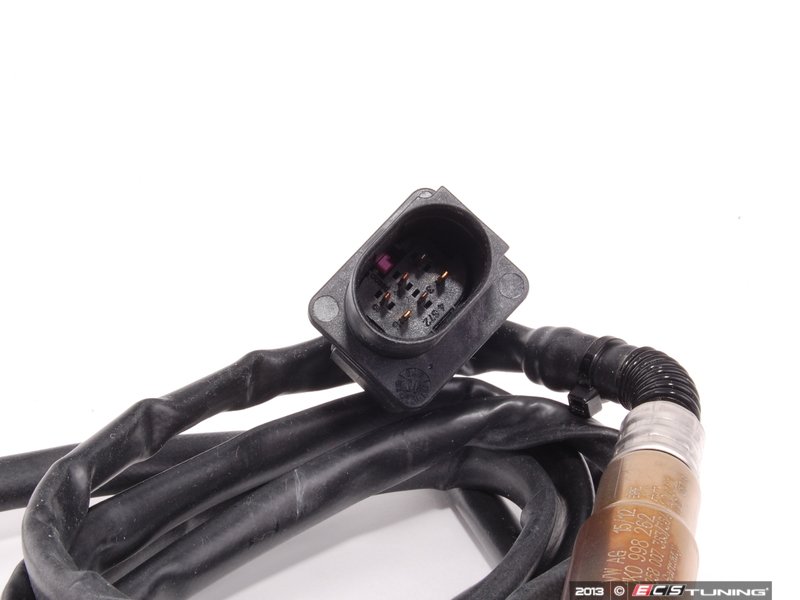 Genuine Volkswagen Audi - 1K0998262AA - Front Oxygen Sensor - priced each (1K0 998 262 AA)