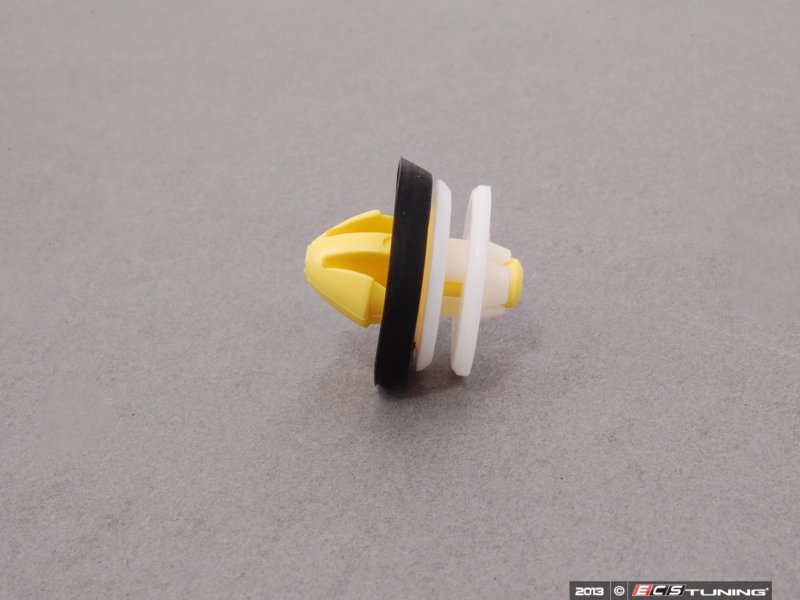 Genuine Volkswagen Audi - 8P0868243 - CLIP (8P0 868 243)