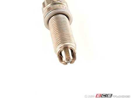 Bosch - 12120037244 - Spark Plugs