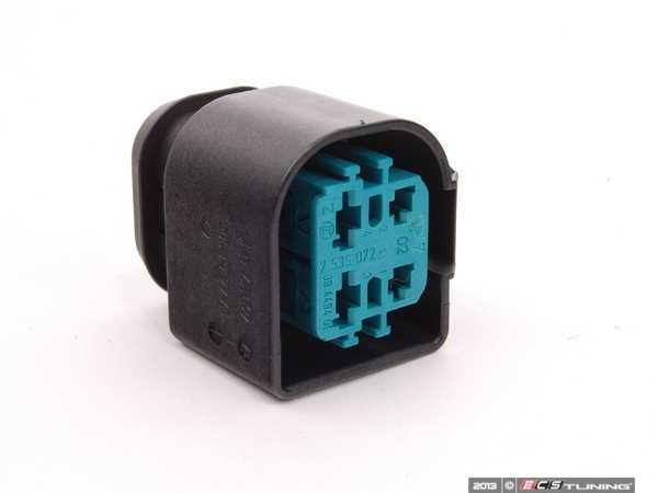 Genuine BMW - 12527539072 - Socket Housing (12-52-7-539-072)