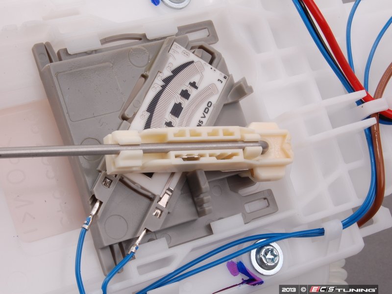 Genuine MINI - 16146766176 - Fuel Pump W/ Fuel Level Sensor (16-14-6 ...