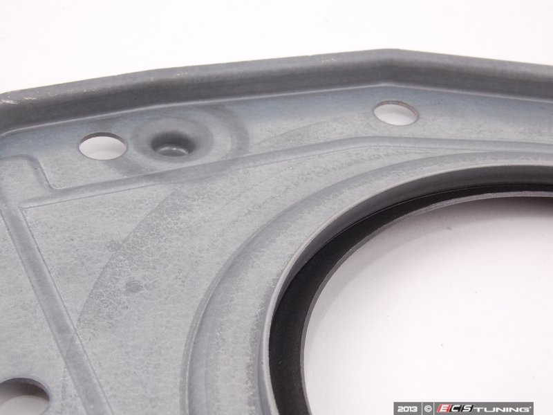 Victor Reinz - 06H103171F - Rear Crankshaft Seal - With Flange (Version ...