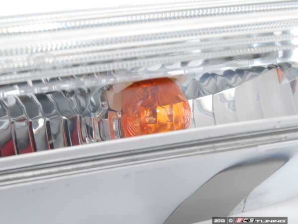 Genuine Porsche - 95563118602 - DIRECTION INDICATOR