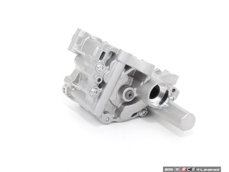 Genuine BMW - 11417560250 - Oil Pump (11-41-7-560-250)