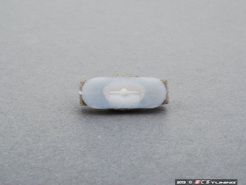 Genuine Mercedes Benz - 1266900018 - CLIP,DOOR ML