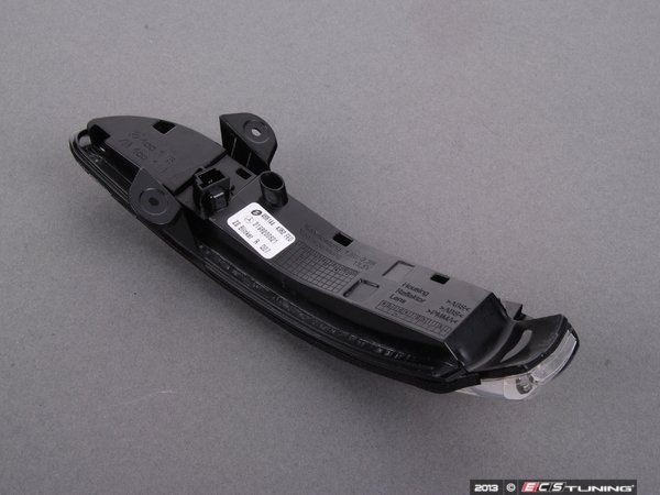 Genuine Mercedes Benz - 2198200621 - Turn Signal Assembly