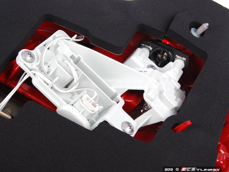 Genuine Mercedes Benz - 2218201364 - Tail Lamp Assembly