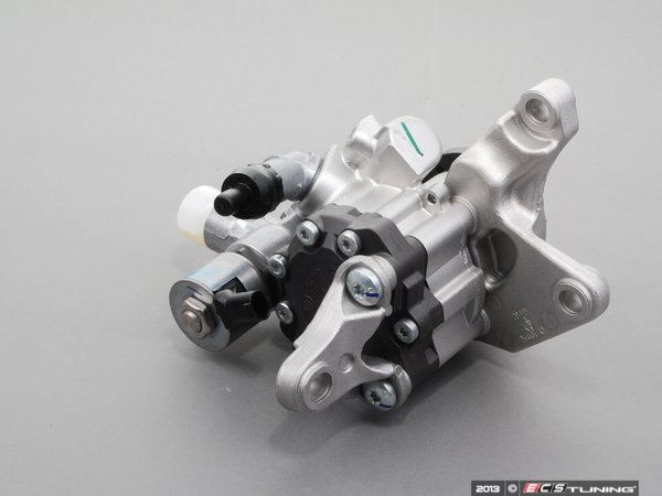 Genuine BMW - 32416779245 - Power Steering Pump (FP6) - Active Steering ...