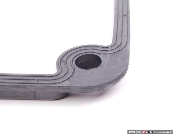 Elring - 11120034104 - Valve Cover Gasket Set - Right