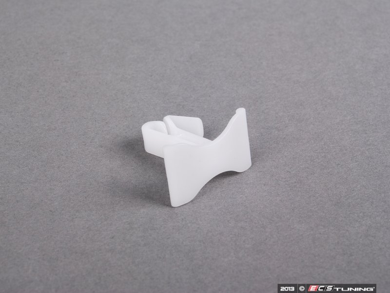 Genuine Mercedes Benz - 2029881278 - CLIP