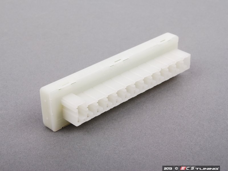 Genuine Mercedes Benz - 0045468240 - DISTRIBUTOR