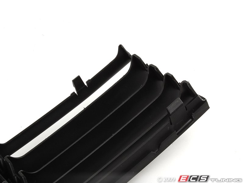 Genuine Volkswagen Audi - 3b0853677eb41 - Center Grille (3b0 853 677 e b41)