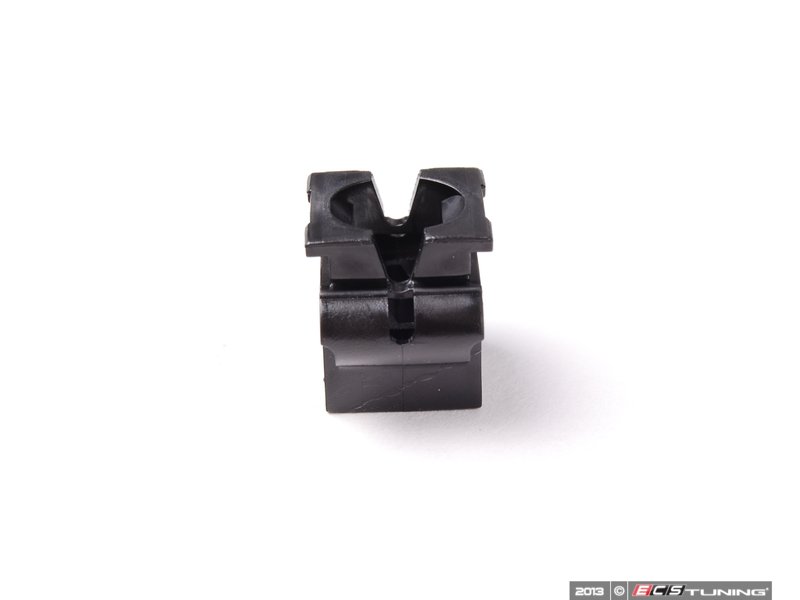 Vaico - 4A0805163 - Belly Pan Clip - Priced Each