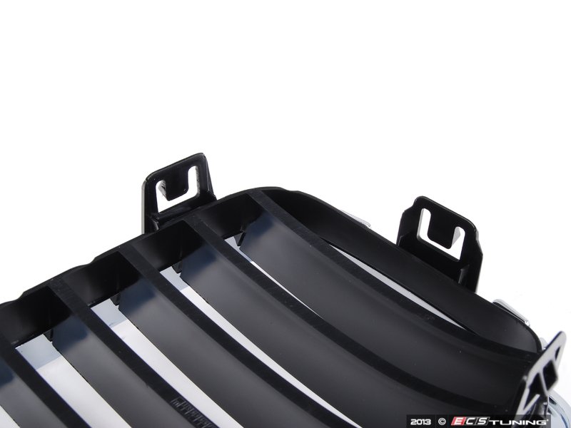 Genuine BMW - 51137263482 - F30 Luxury Line Kidney Grille - Right (51 ...