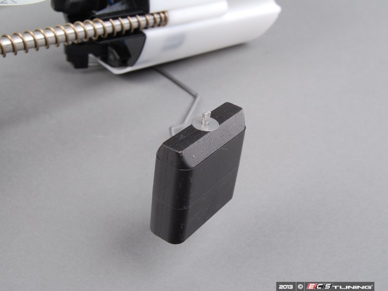 Genuine Volkswagen Audi - 8R0919051N001 - Fuel Pump (8R0 919 051 N 001)