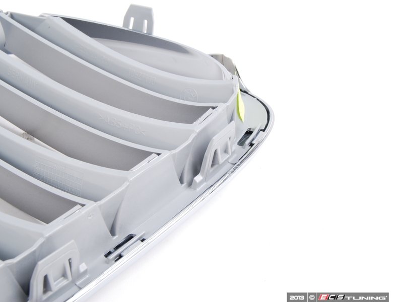 Genuine BMW - 51117347669 - SET OF TRIM GRILLS, (51-11-7-347-669)