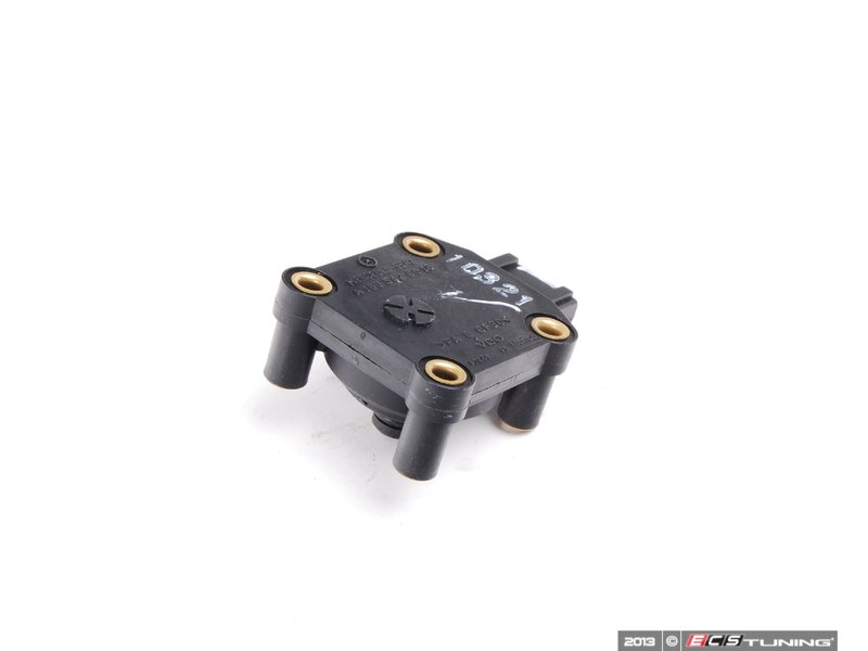 Genuine Mercedes Benz - 1635420518 - Fuel Vapor Pressure Sensor