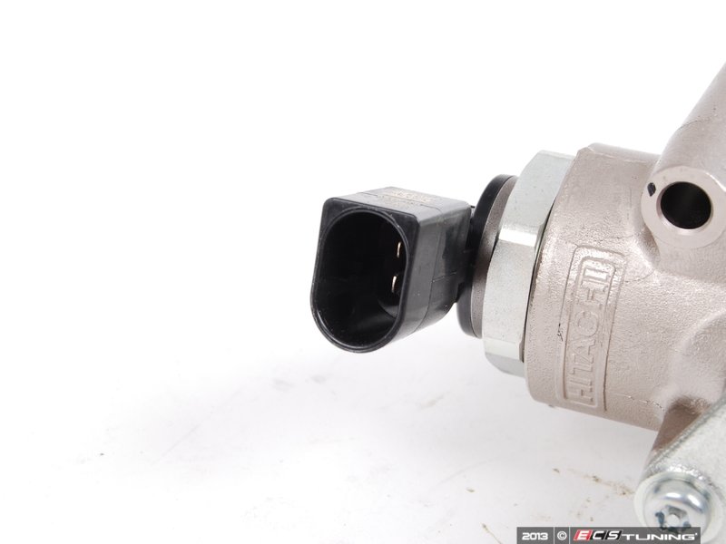 Genuine Porsche - 95511031600 - High-Pressure Fuel Pump