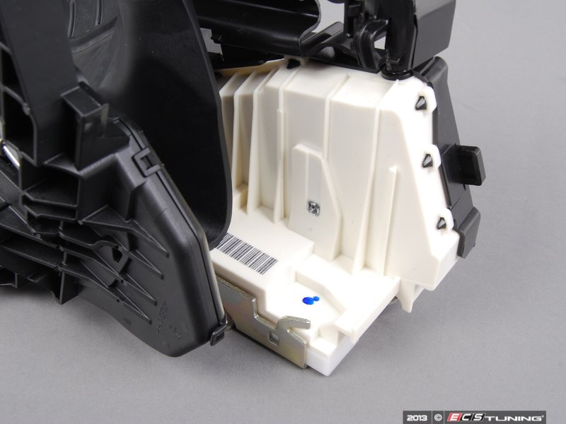 Genuine Mercedes Benz - 1647202035 - DOOR LOCK