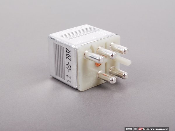 Genuine Mercedes Benz - 0015420219 - Relay - Priced Each