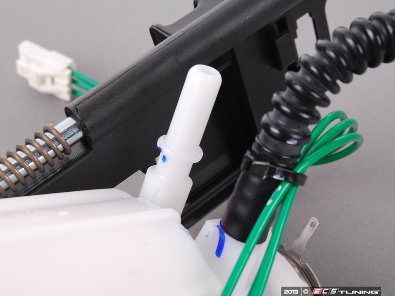 Genuine BMW - 16117373525 - Fuel Filter (16-11-7-373-525)