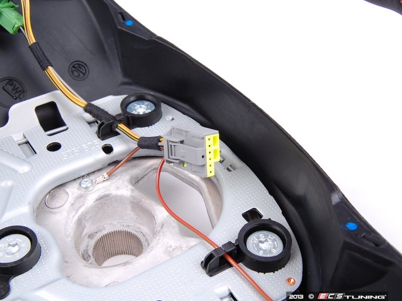 Genuine BMW - 32302283733 - M Leather Steering Wheel (32-30-2-283-733)