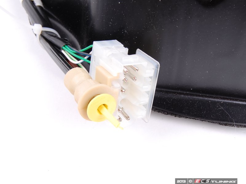 Genuine BMW - 37226787617 - Air Supply Pump (37-22-6-787-617)