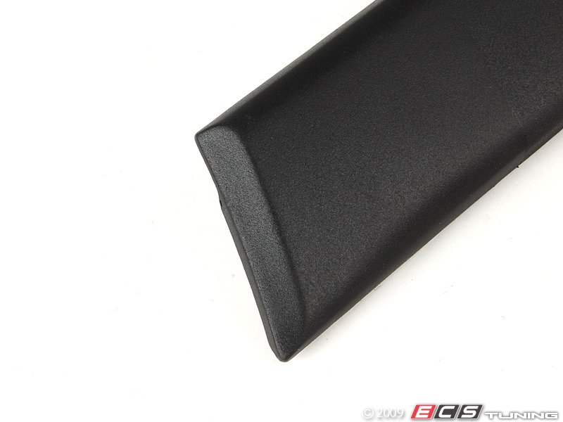 Genuine BMW - 51132233686 - Fender belt moulding - Right (51-13-2-233-686)