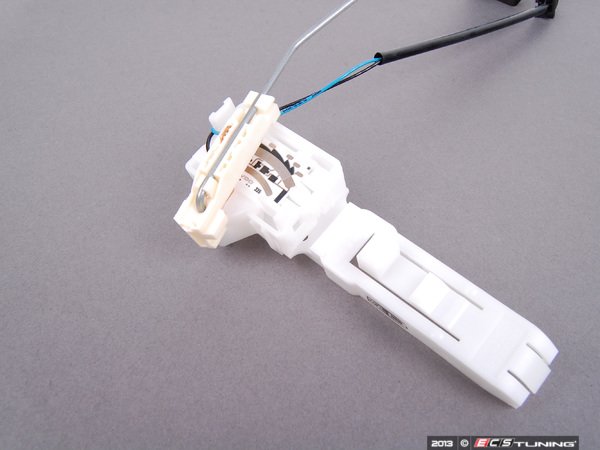 Genuine Volkswagen Audi - 8D0919673C - Fuel Tank Sending Unit - (NO ...